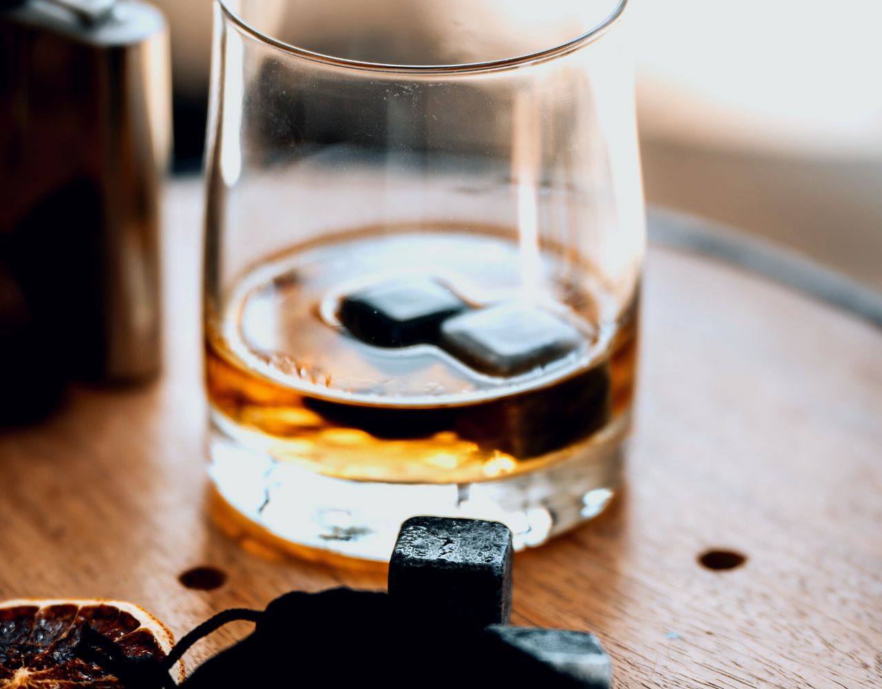 The Best Whiskey Stones In 2024 (3 Types To Choose From) - Distilmate